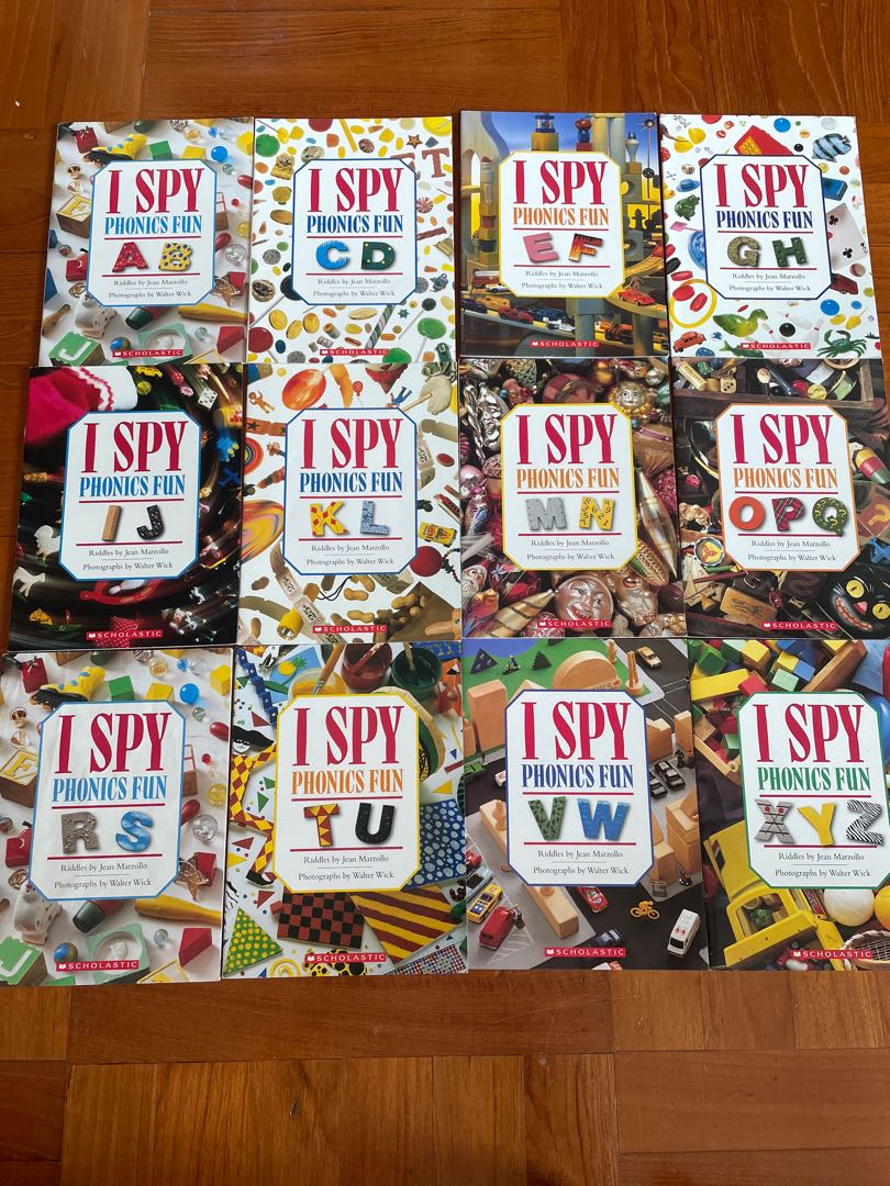 I spy phonics fun A to Z, 興趣及遊戲, 書本 & 文具, 小朋友書 - Carousell