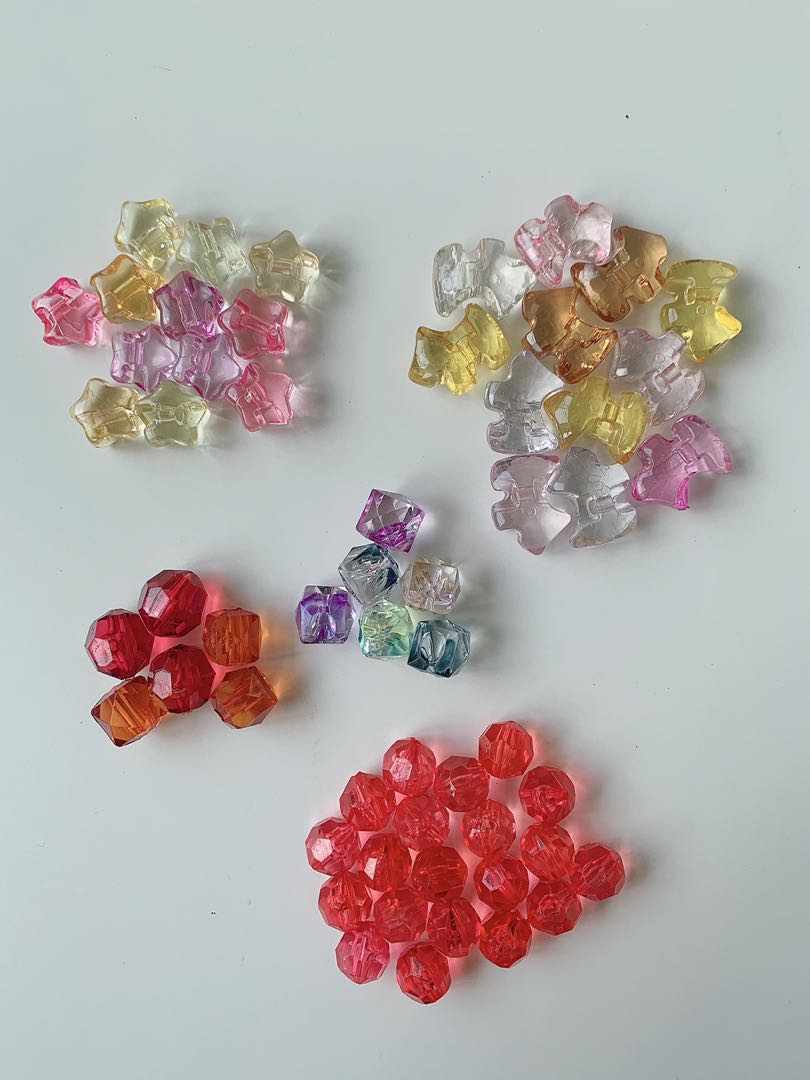 Plastic beads assorted, Hobbies & Toys, Stationery & Craft, Craft ...