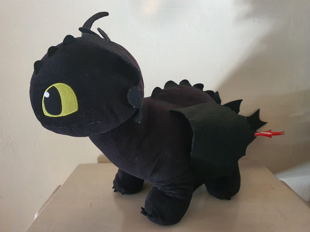 Toothless, Hobbies & Toys, Toys & Games on Carousell