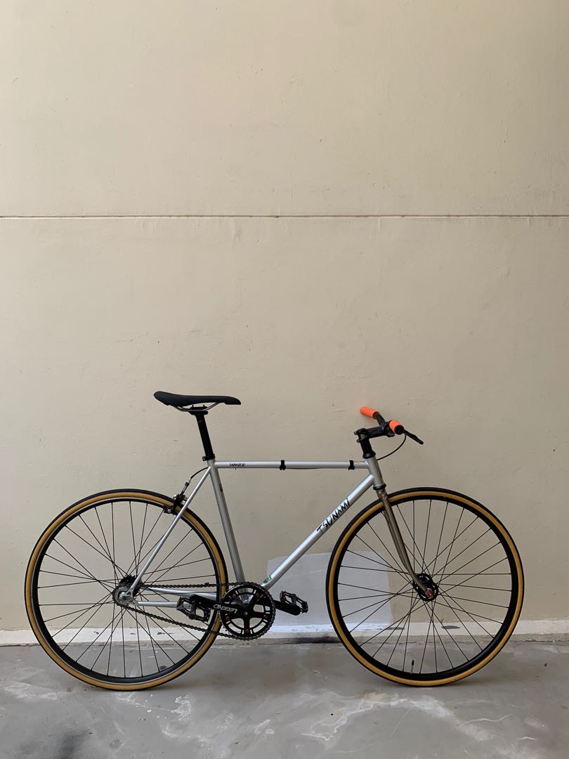 Tsunami SNM4130 fixed gear fixie, Sports Equipment, Bicycles & Parts ...