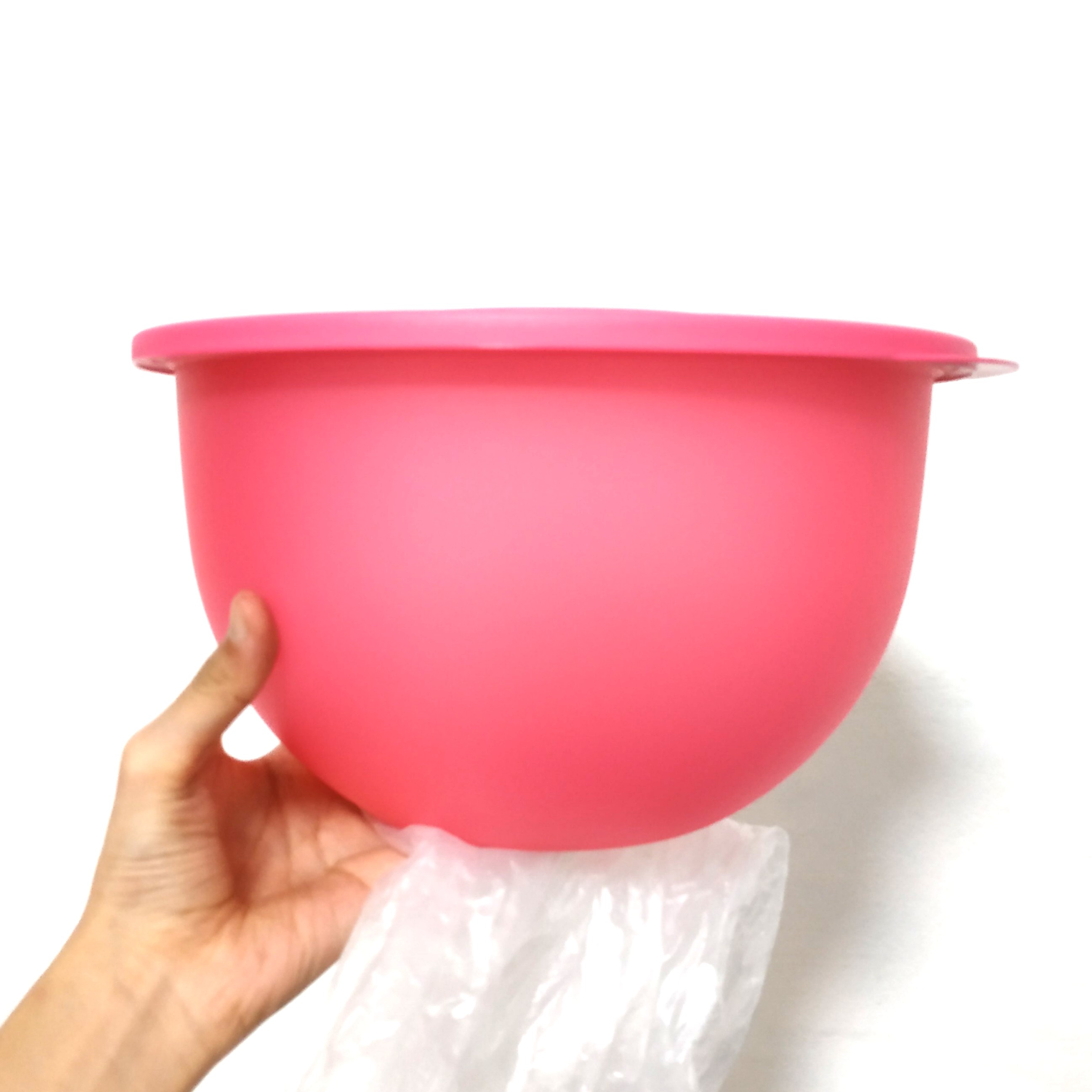 Tupperware 4.3L Large Round Expression Bowl Container, Furniture & Home ...