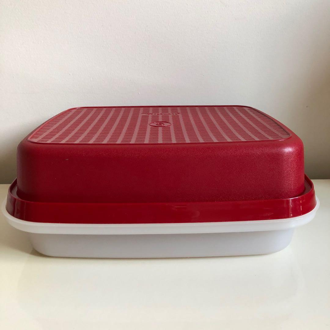 Tupperware Season-Serve container 1.9L, Furniture & Home Living ...