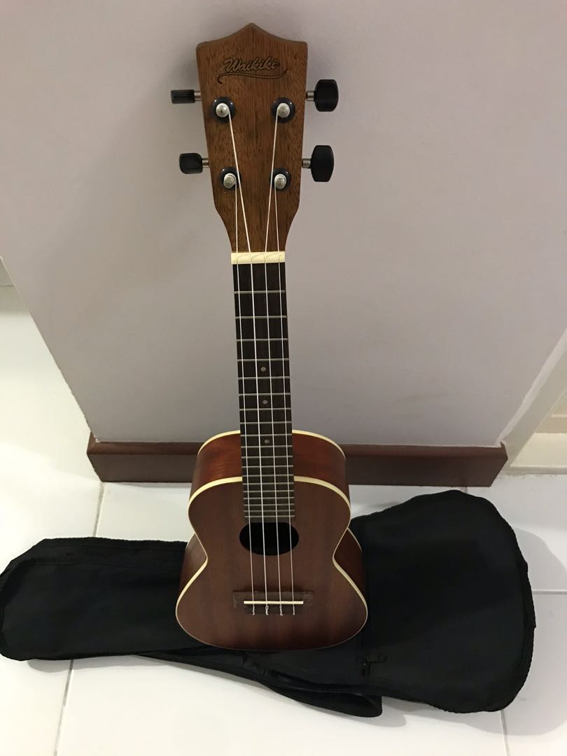 Ukulele, Hobbies & Toys, Music & Media, Musical Instruments on Carousell