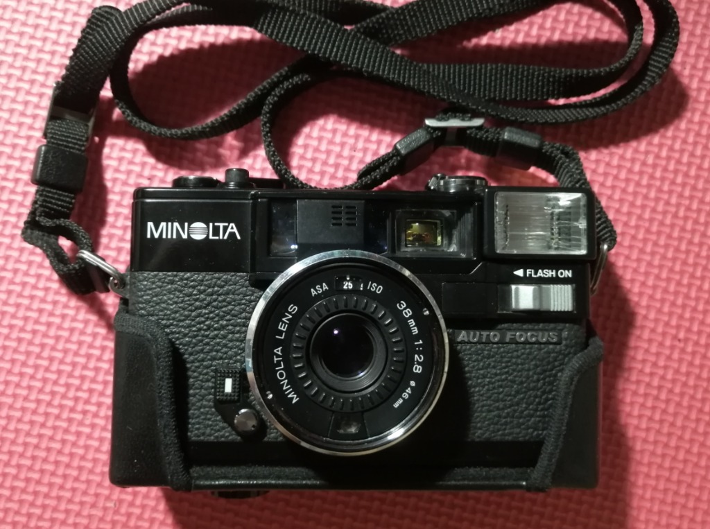 Vintage Minolta Hi-Matic AF2, Hobbies & Toys, Memorabilia ...