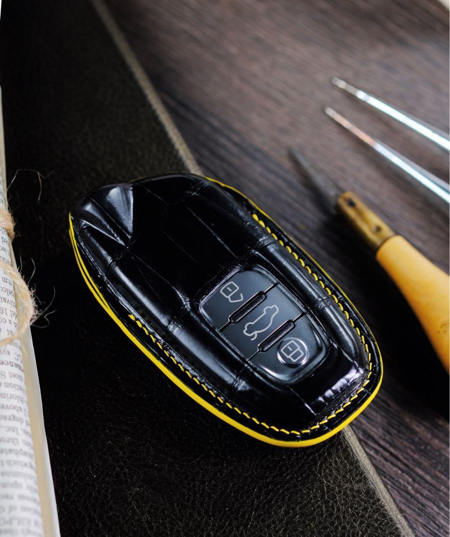 Custom Made Lamborghini Car Key Fob In Jet Black Crocodile Leathe ...