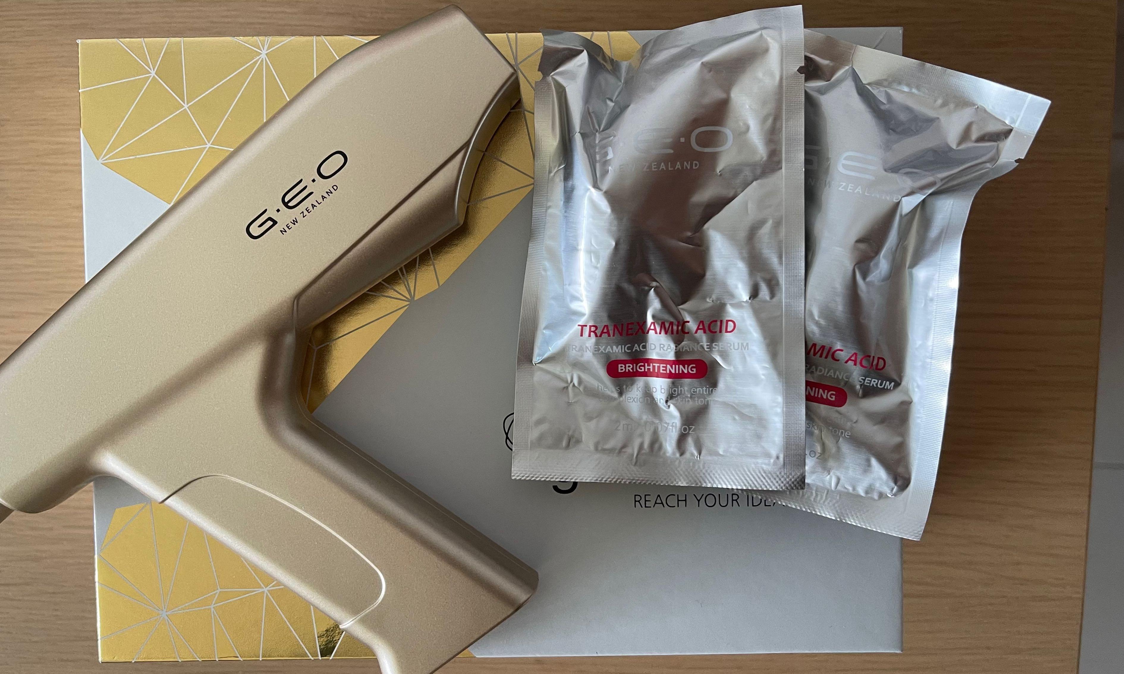 GEOSKIN Nanochip Skin Booster Gun, Beauty & Personal Care, Face, Face ...