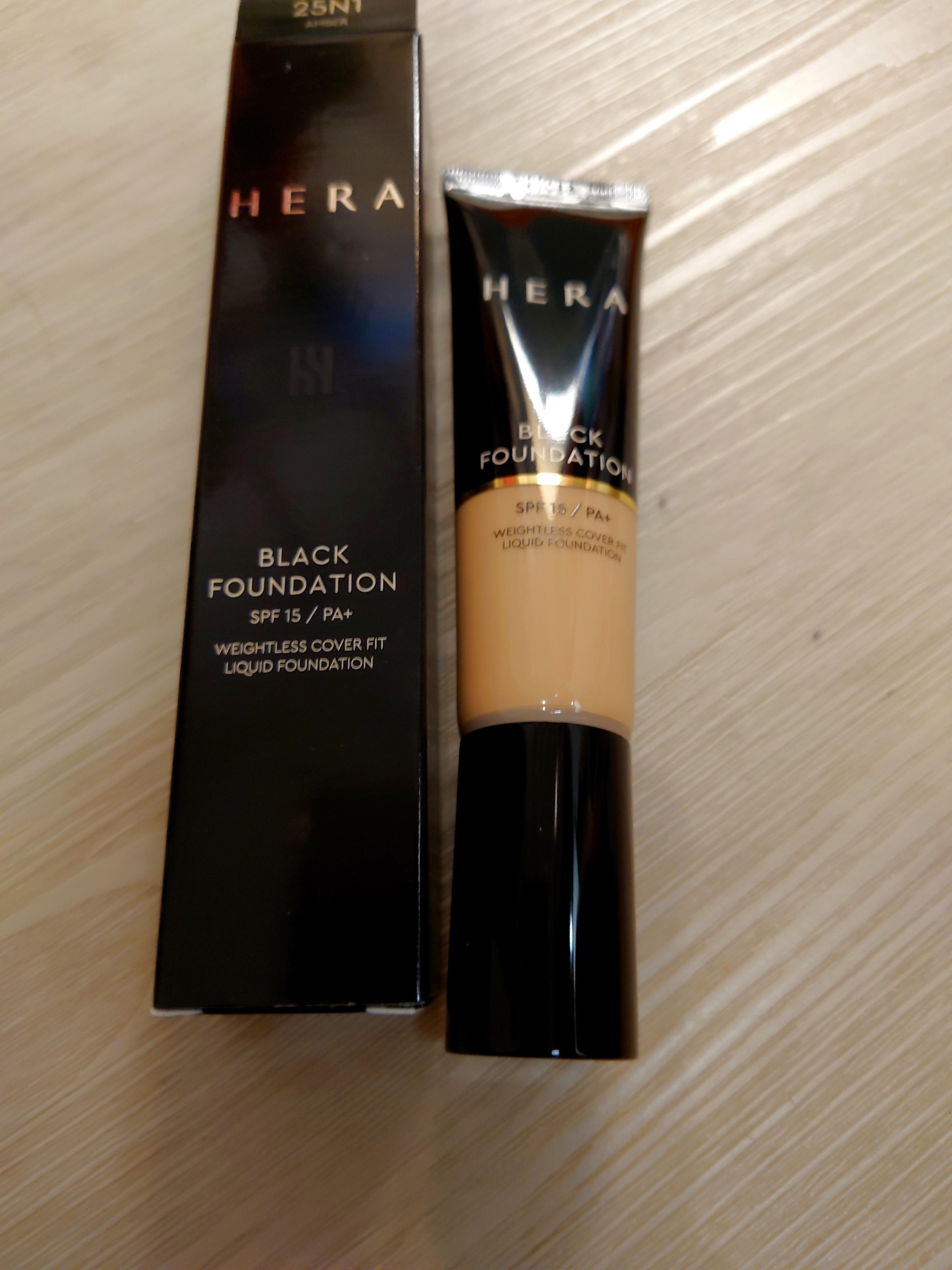 HERA Liquid foundation - SPF 15, Beauty & Personal Care, Face, Makeup ...