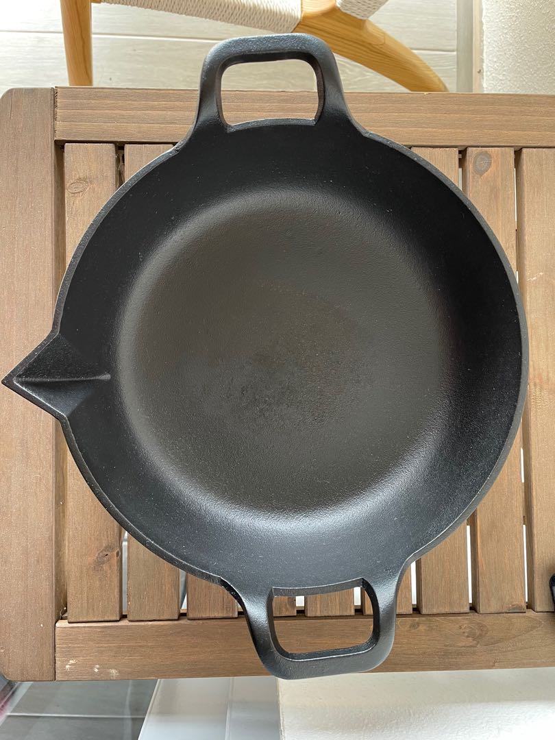 Iwachu Japanese cast iron, Furniture & Home Living, Kitchenware & Tableware, Cookware ...