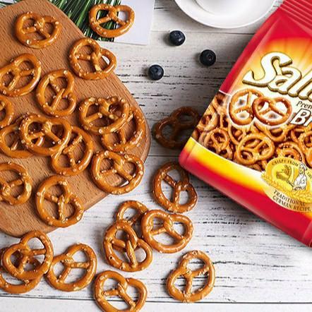Lorenz Saltletts Brezel with Sea Salt 150G, Food & Drinks, Packaged ...