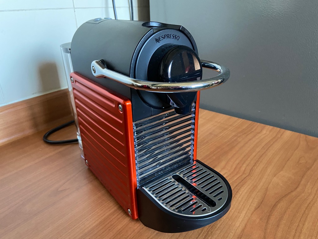 Nespresso Coffee Machine Pixie Electric Red, TV & Home Appliances ...