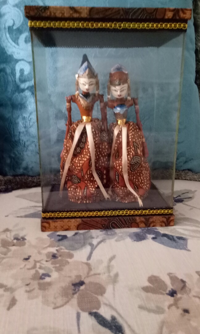 Patung Wayang Antik, Antik, Furnitur di Carousell