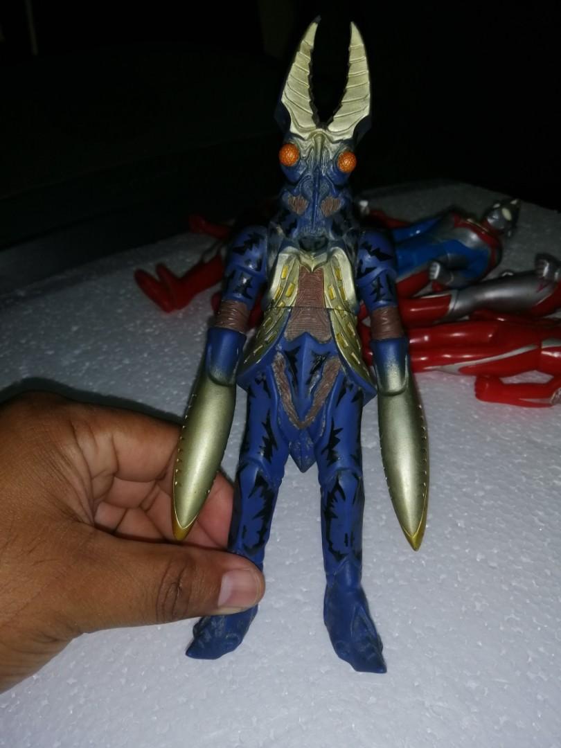 Raksasa ultraman - alien baltan, Hobbies & Toys, Collectibles ...