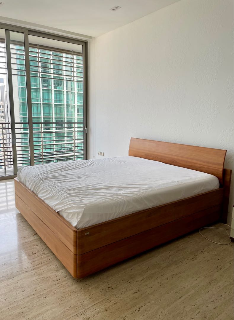 Super King (UK) bed with Original Tempur Cloud mattress - Branded ...