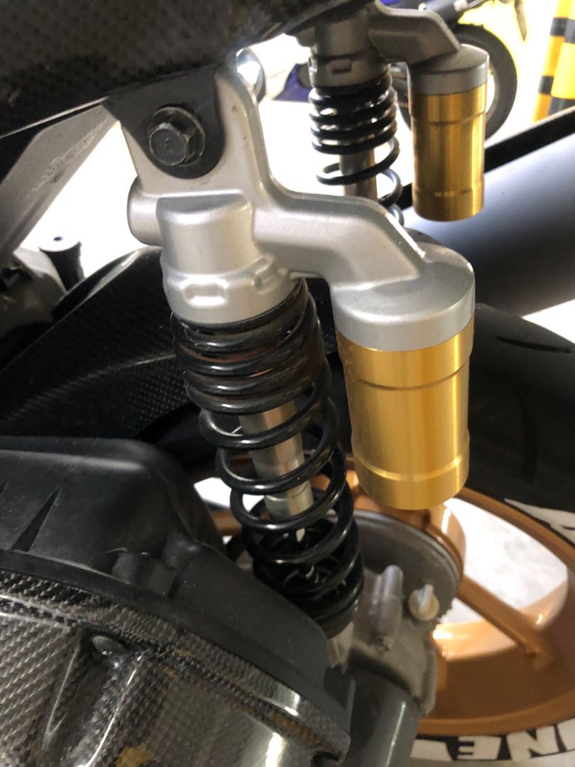 Aerox type r stock suspension, Motorcycles, Motorcycle Accessories on ...