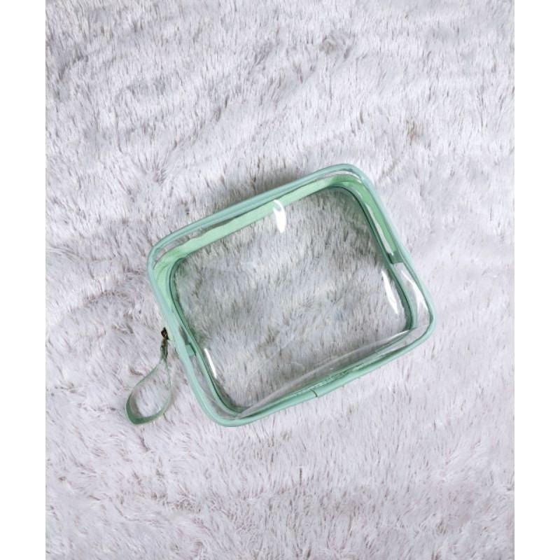Pouch Mika Transparan, Fesyen Wanita, Tas & Dompet di Carousell