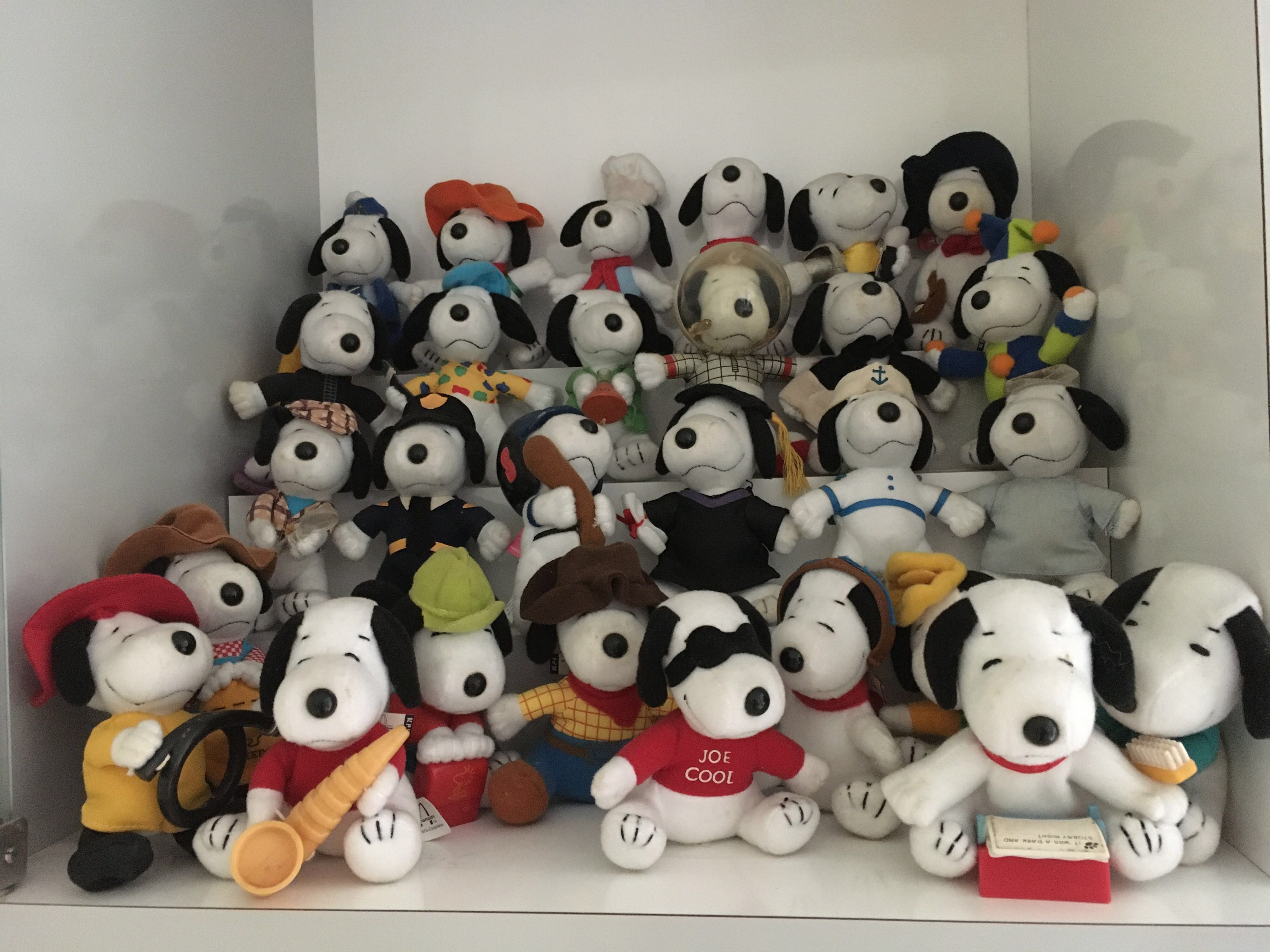 Snoopy Figurines & Lego, Hobbies & Toys, Toys & Games on Carousell