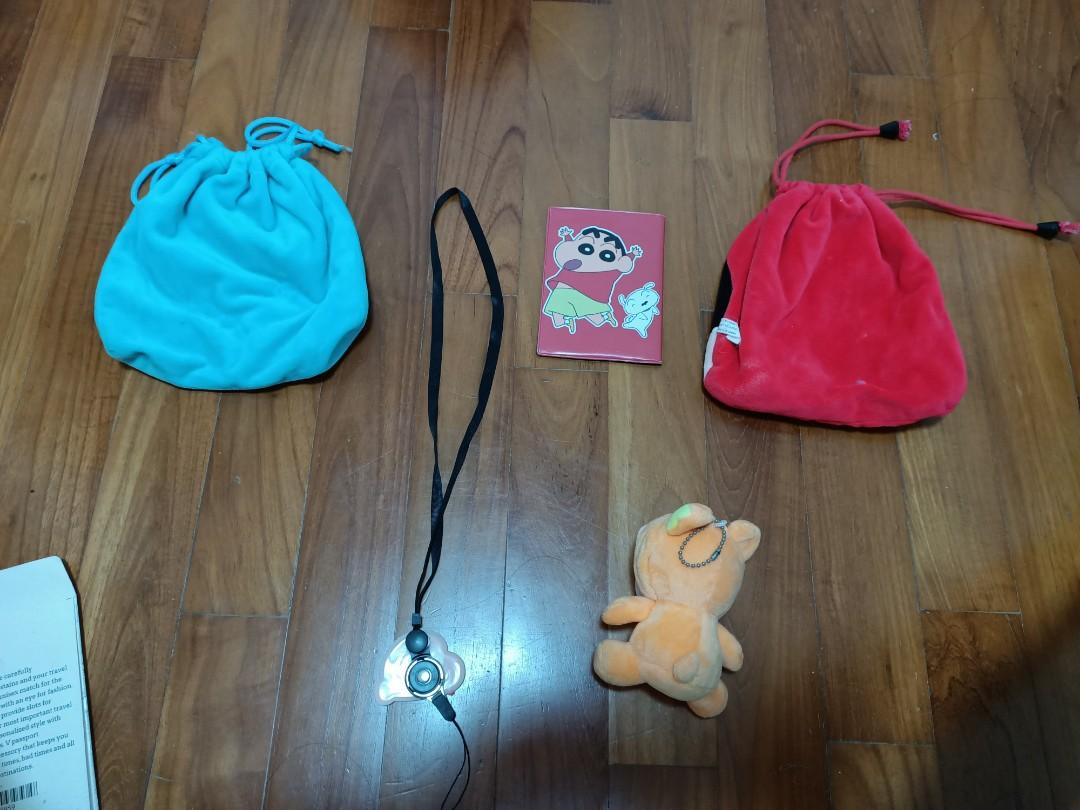 Assorted Labixiaoxin/ crayon shinchan items, Everything Else on Carousell