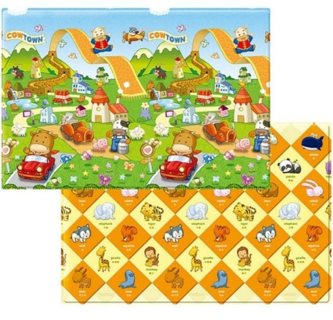 Dwinguler playmat, Babies & Kids, Infant Playtime on Carousell