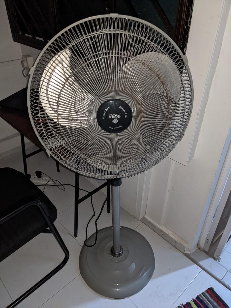 Fully functional Large Metal Fan, Furniture & Home Living, Lighting ...