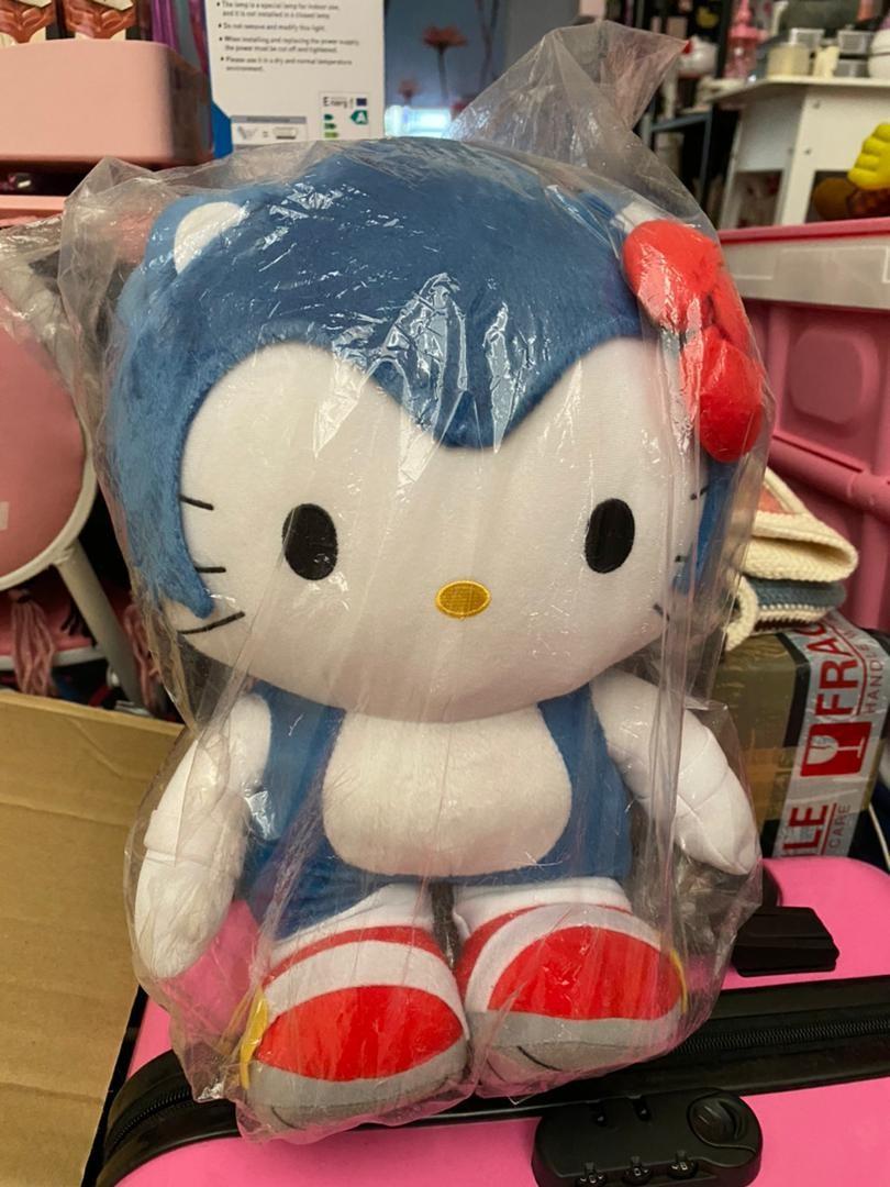 Hello Kitty x Sonic Original, Hobbies & Toys, Collectibles ...
