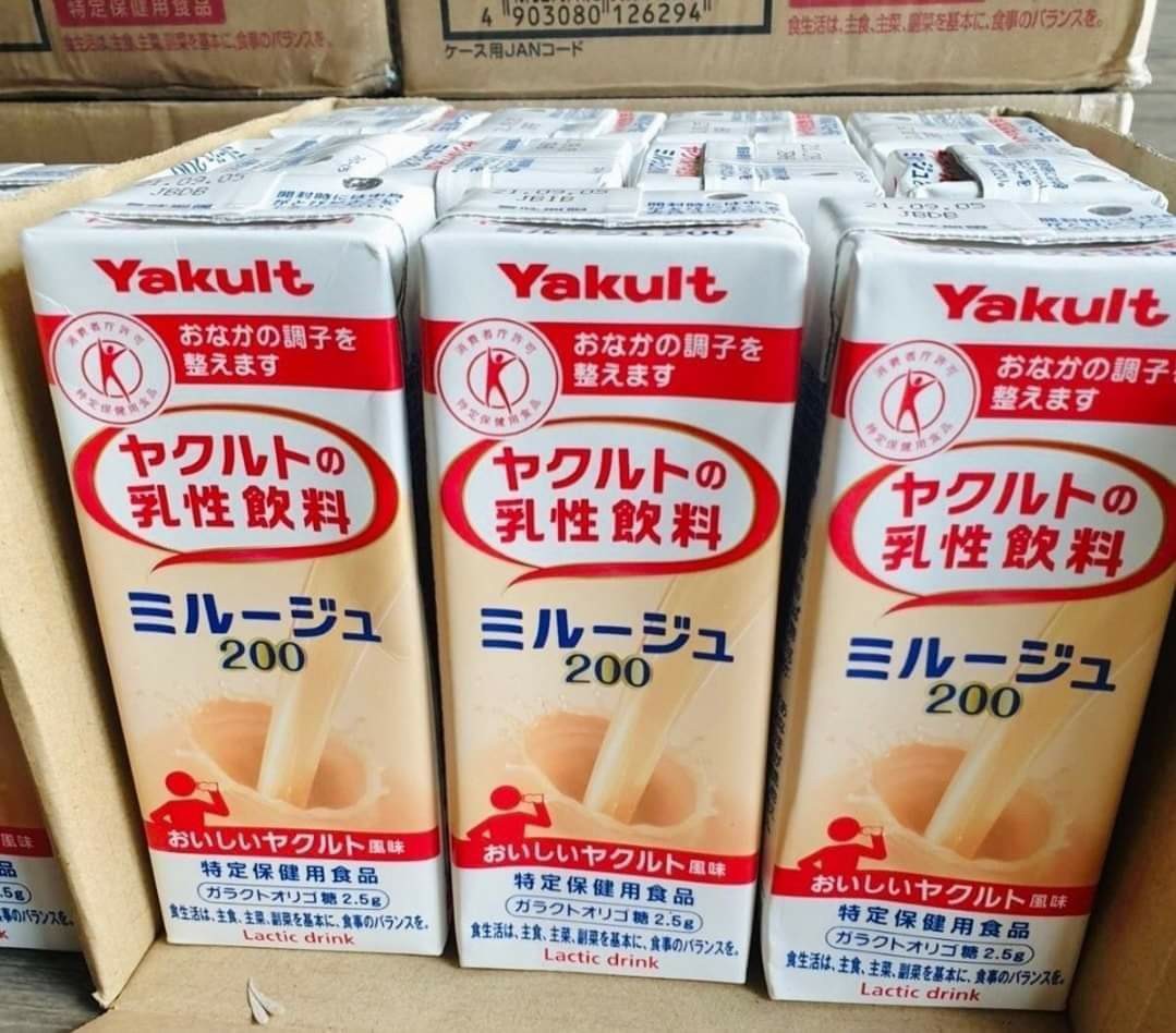 Japan Yakult 200ml box (Pre-Order), Food & Drinks, Beverages on Carousell