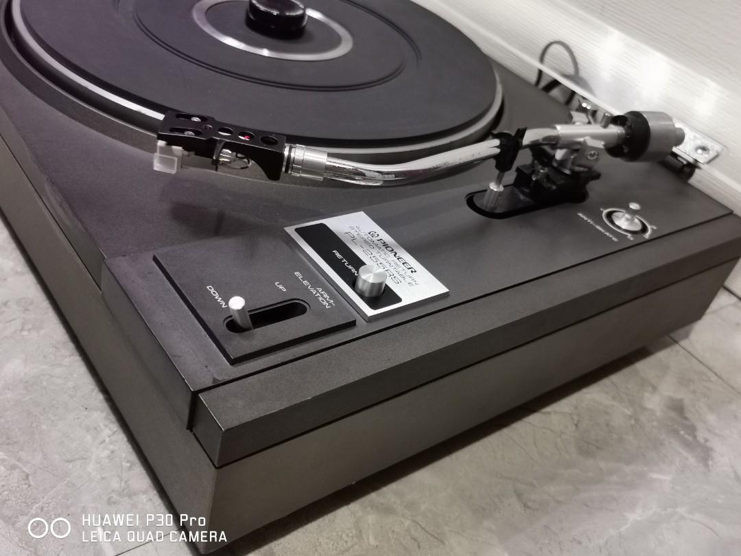 Pioneer PL-255RS turntable, Audio, Other Audio Equipment on Carousell