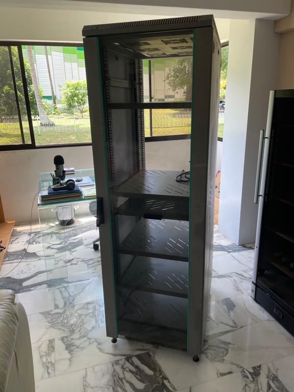 42U Server rack / network cabinet, Computers & Tech, Parts ...