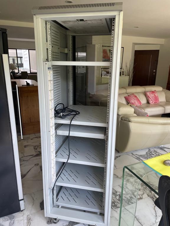 42U Server rack / network cabinet, Computers & Tech, Parts ...