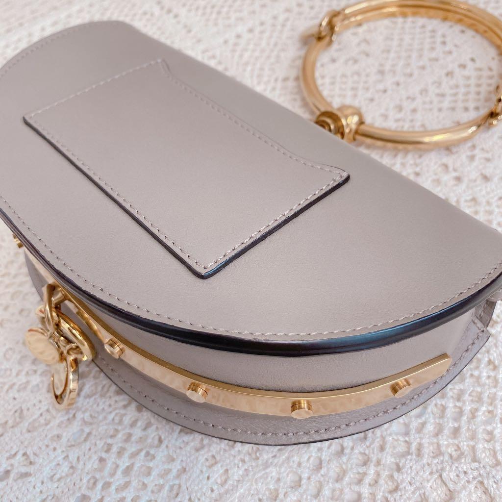 Chloe Nile Half Moon ( Motty Grey ), 名牌, 袋 & 銀包 - Carousell