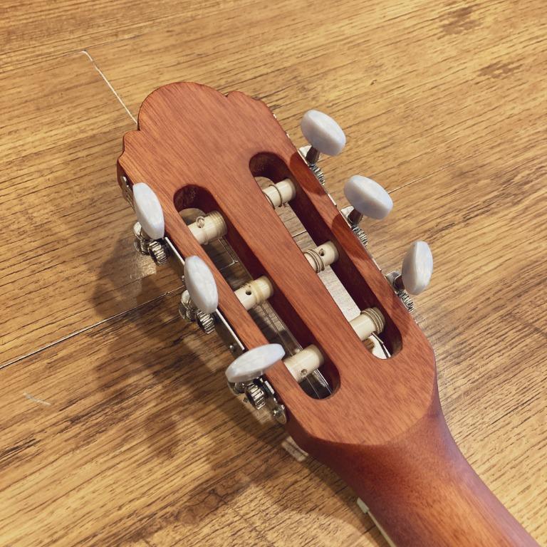 Eastun EC-36 Classical Guitar (1/2 size), Music & Media, Music ...