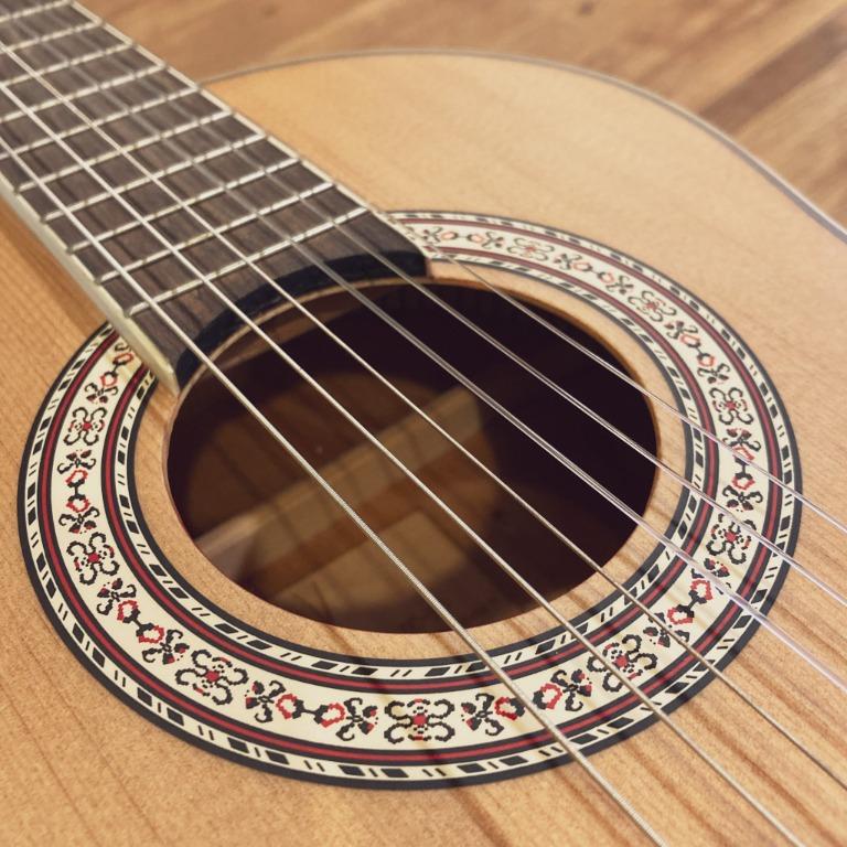 Eastun EC-36 Classical Guitar (1/2 size), Music & Media, Music ...