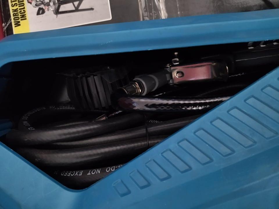 Ferrex Portable Air Compressor, Commercial & Industrial, Construction ...