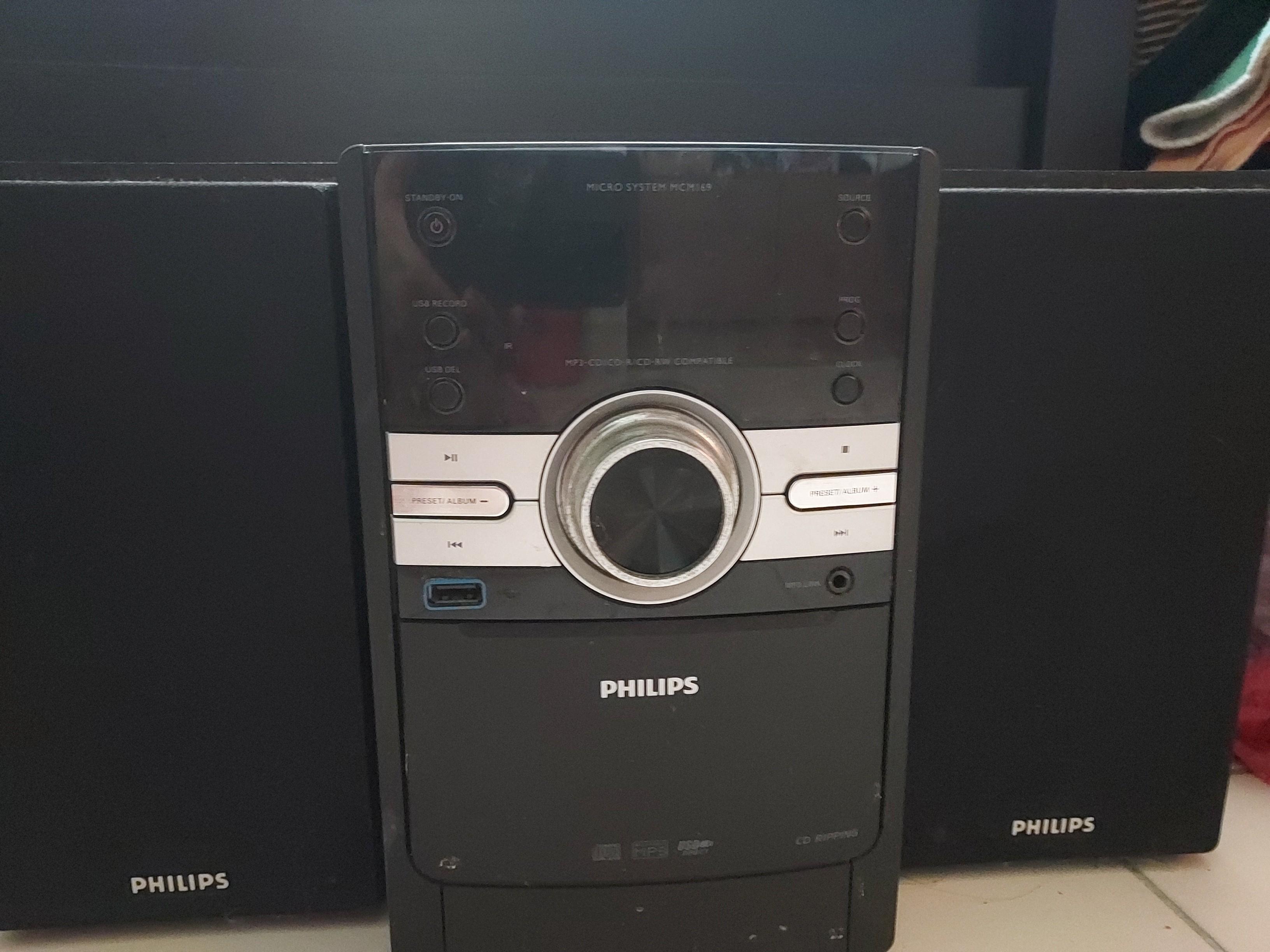 PHILIPS CD PLAYER, Audio, Portable Music Players on Carousell