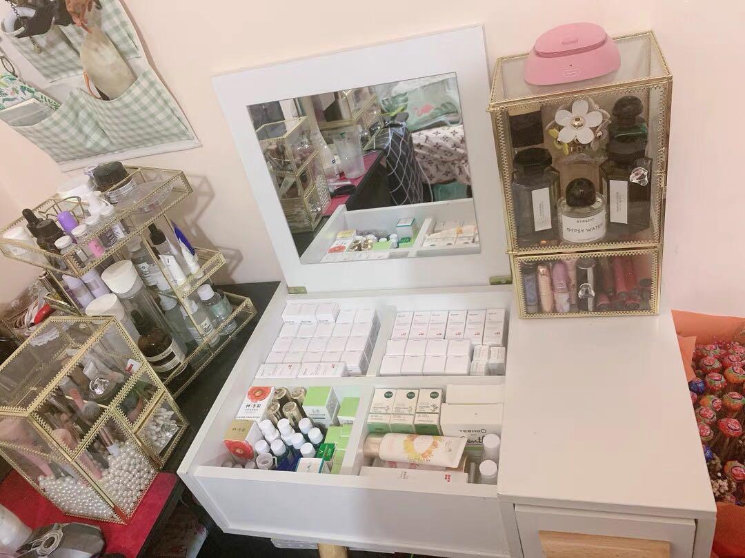 [READY STOCK] 60/90cm dressing table with flip up mirror, Furniture ...