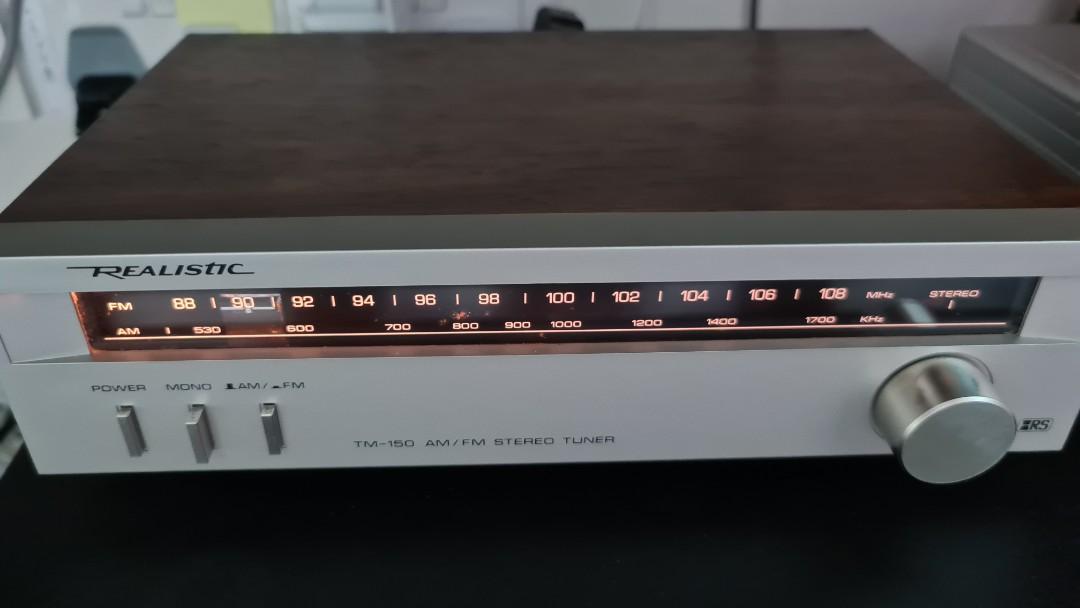 Realistic TM-150 FM/AM Tuner, Audio, Portable Music Players on Carousell