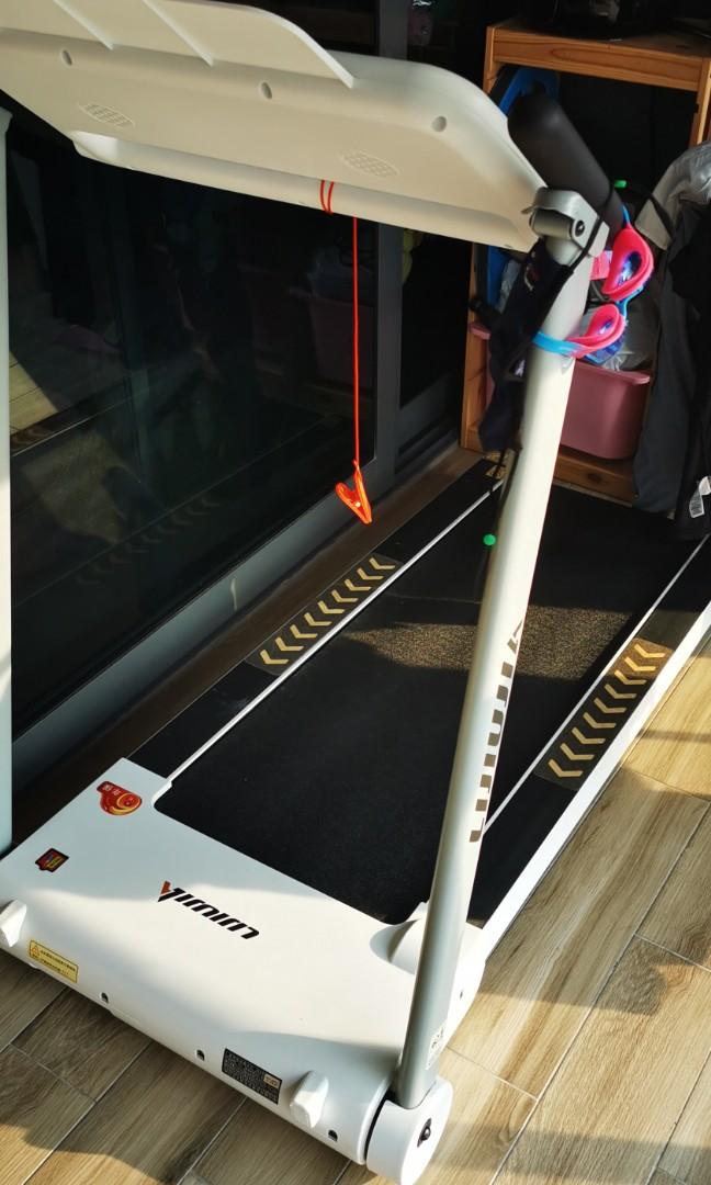 Trackmill, Sports Equipment, Exercise & Fitness, Cardio & Fitness ...