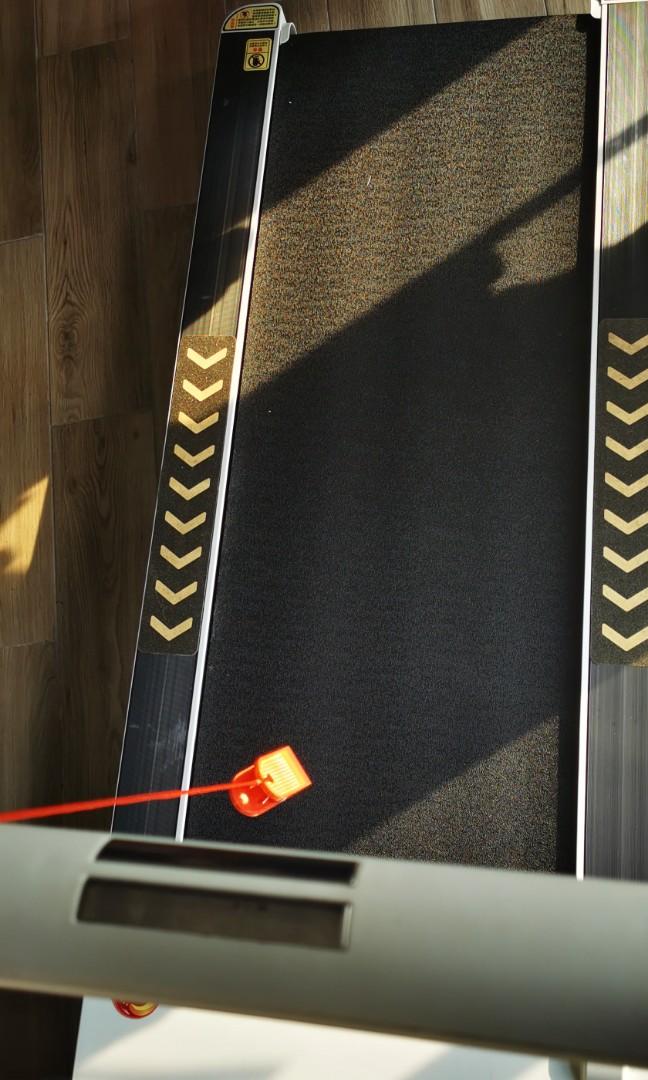 Trackmill, Sports Equipment, Exercise & Fitness, Cardio & Fitness ...