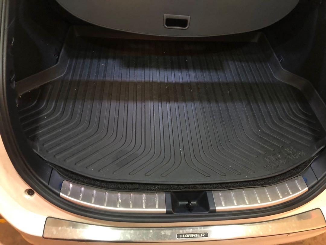 Harrier boot tray, Car Accessories, Accessories on Carousell