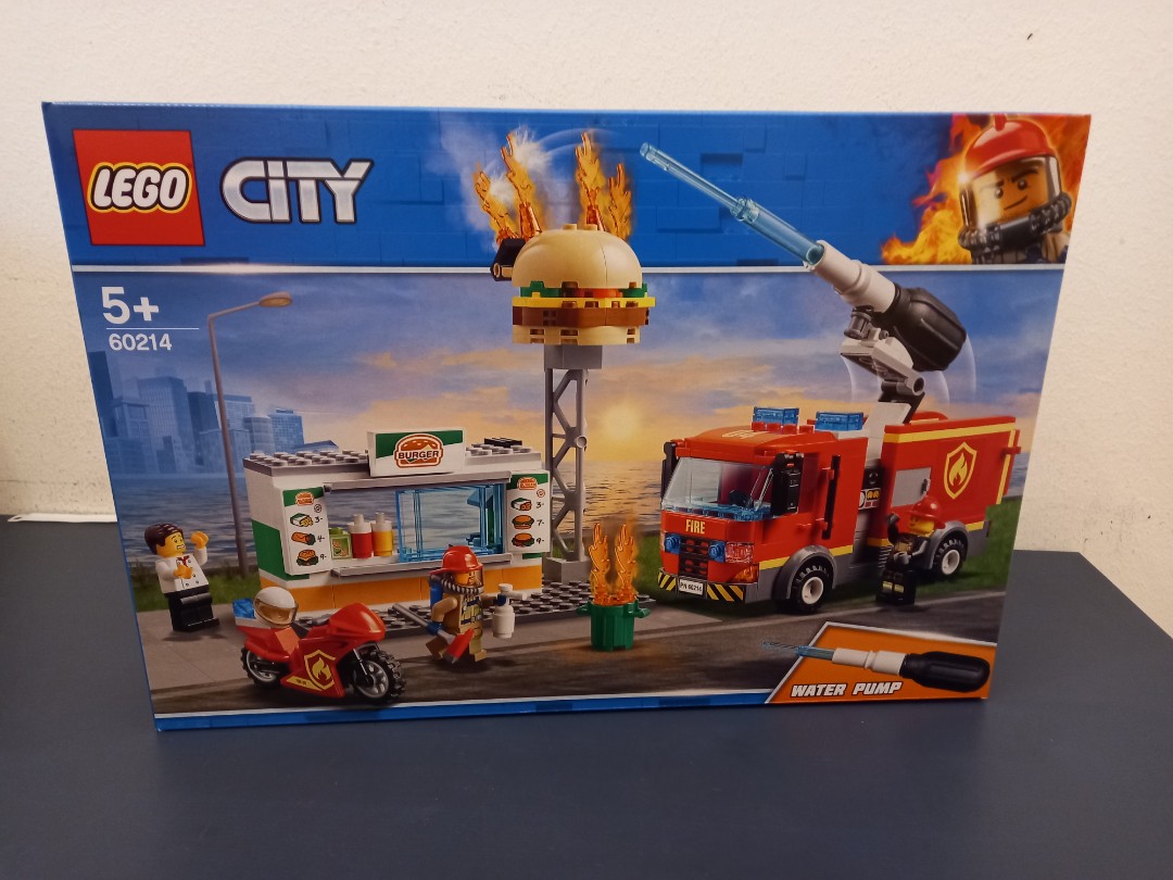 Lego City Burger Bar Fire Rescue 60214, Hobbies & Toys, Toys & Games on ...