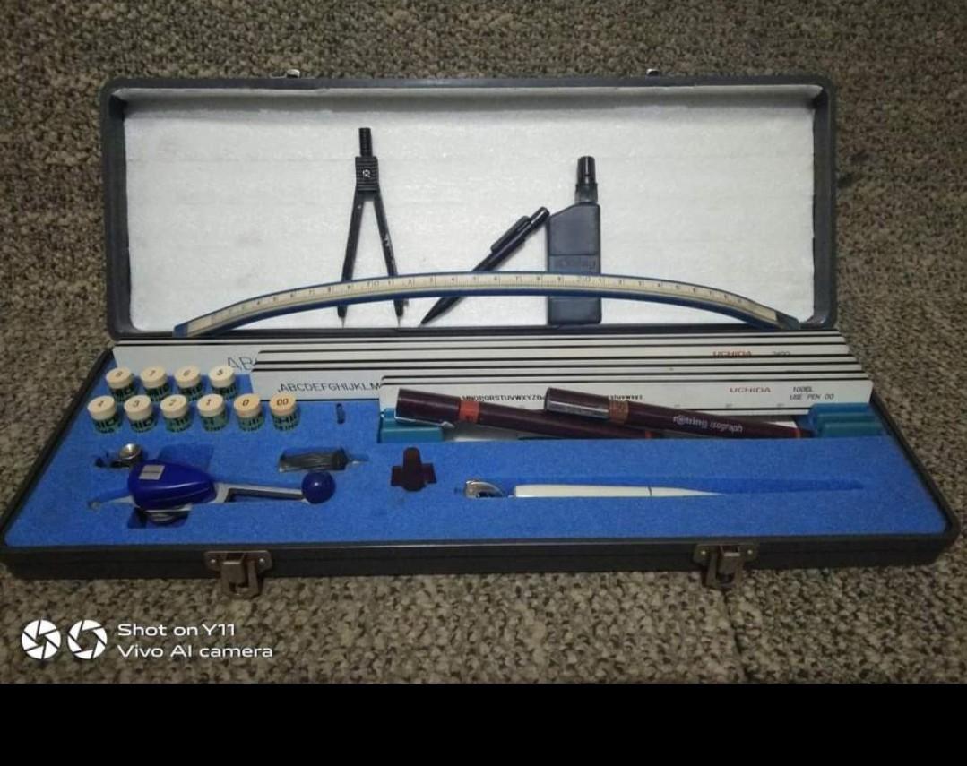 Leroy lettering set with compass and 2 rotring tech pen, Hobbies & Toys ...