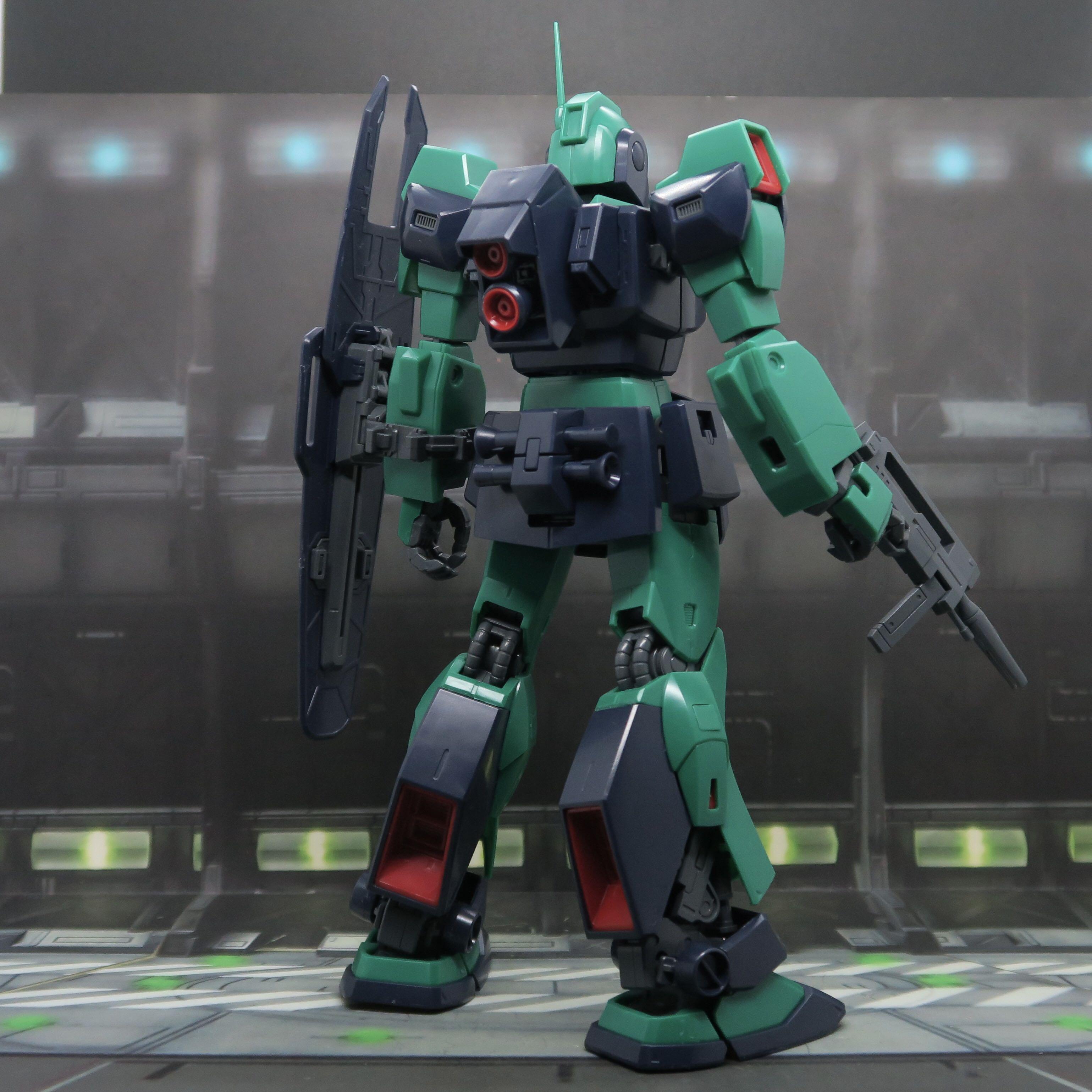 MG Nemo AEUG Ver. 奧干版 尼姆 (素組成品), 興趣及遊戲, 玩具 & 遊戲類 - Carousell