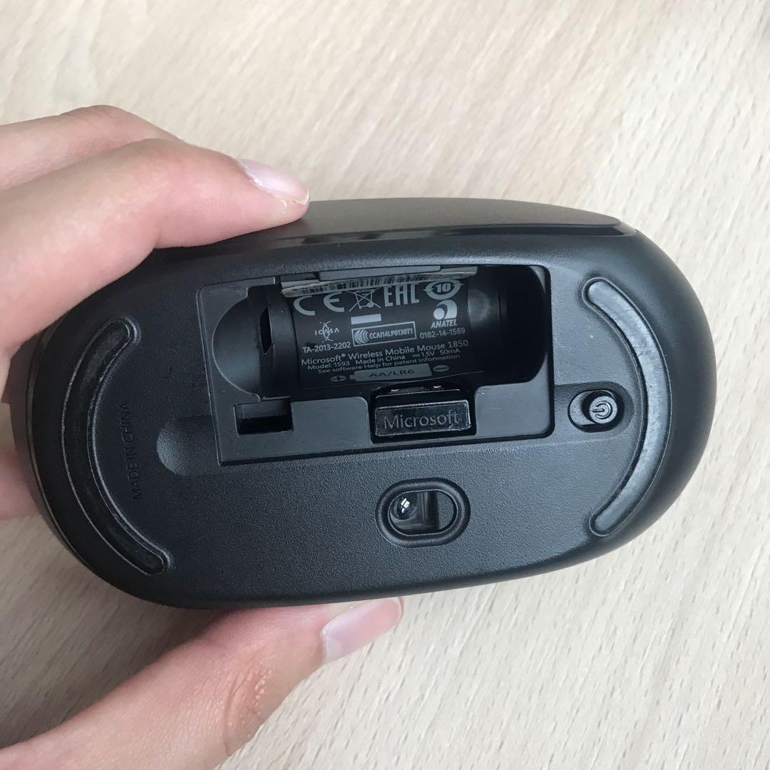 Microsoft Wireless USB Mouse 1850, Computers & Tech, Parts ...
