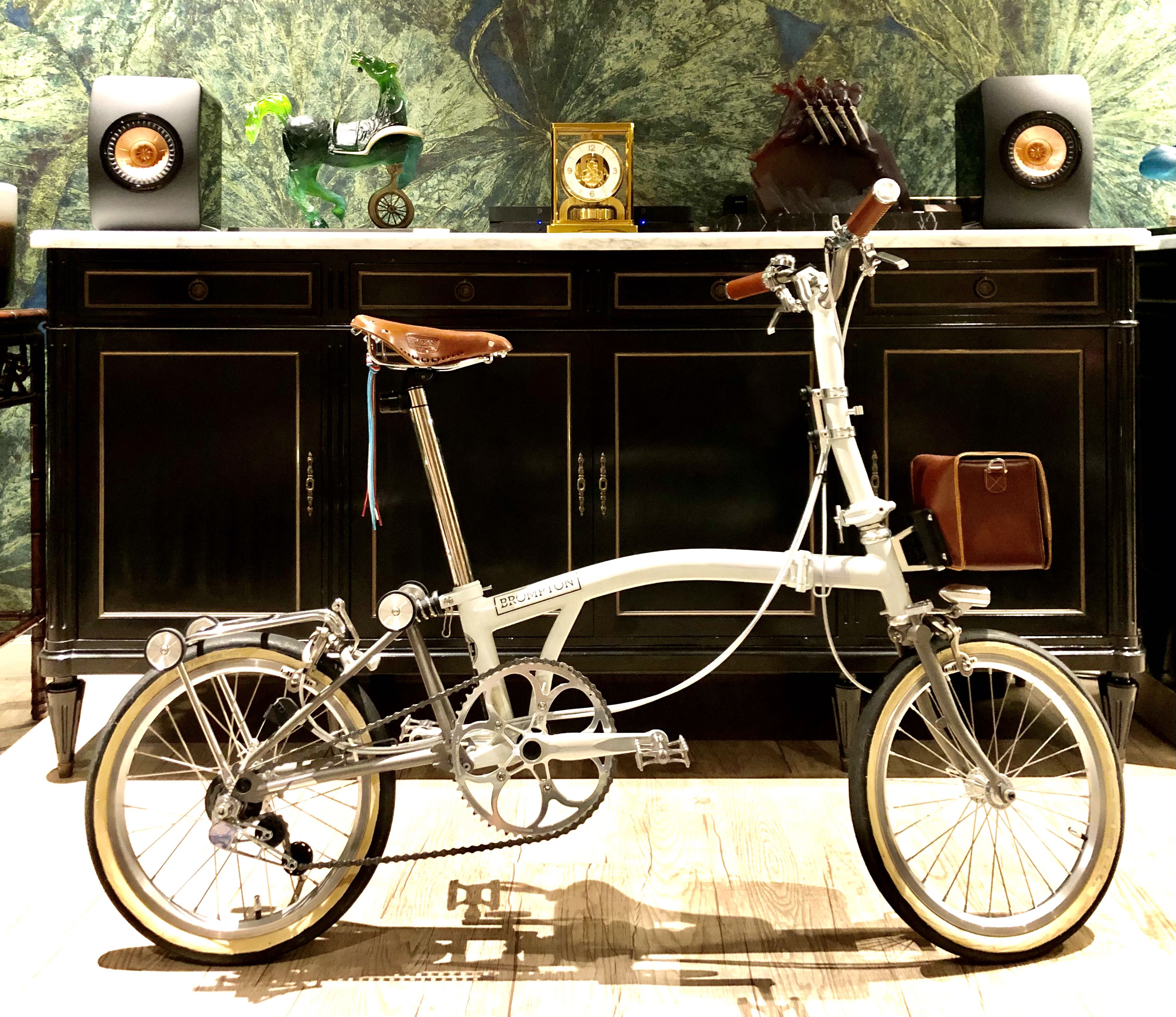 Brompton Papyrus White Superlight, Sports Equipment, Bicycles & Parts ...