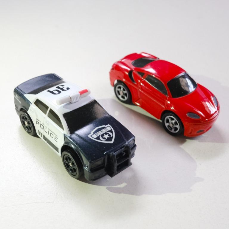 Hexbug Tagamoto Motorized Vehicles Enforcer Road Set (With 2 Extra ...