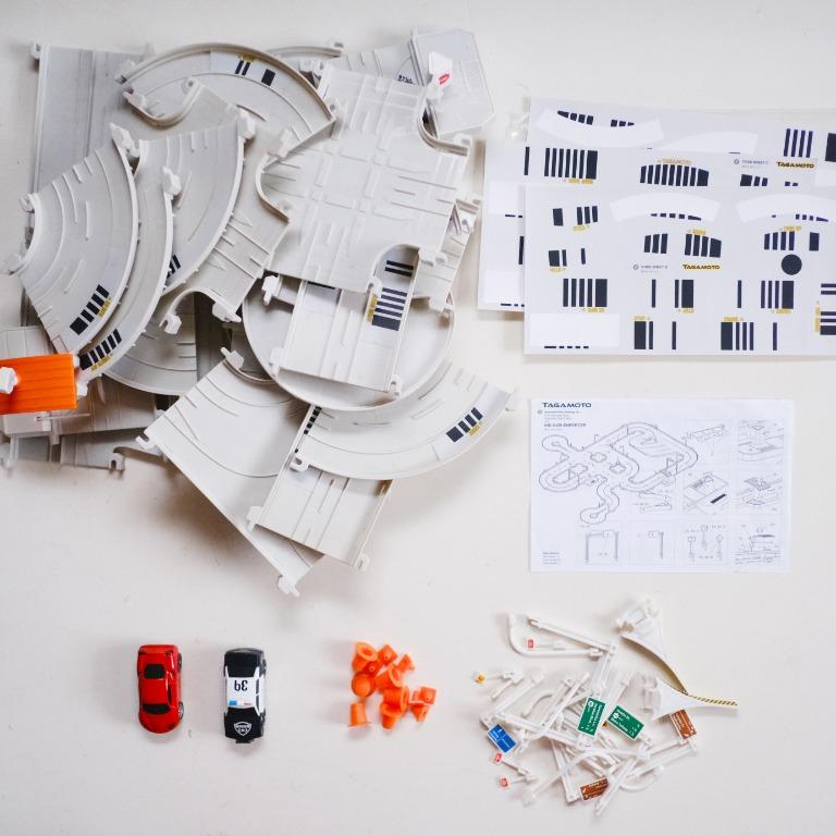 Hexbug Tagamoto Motorized Vehicles Enforcer Road Set (With 2 Extra ...