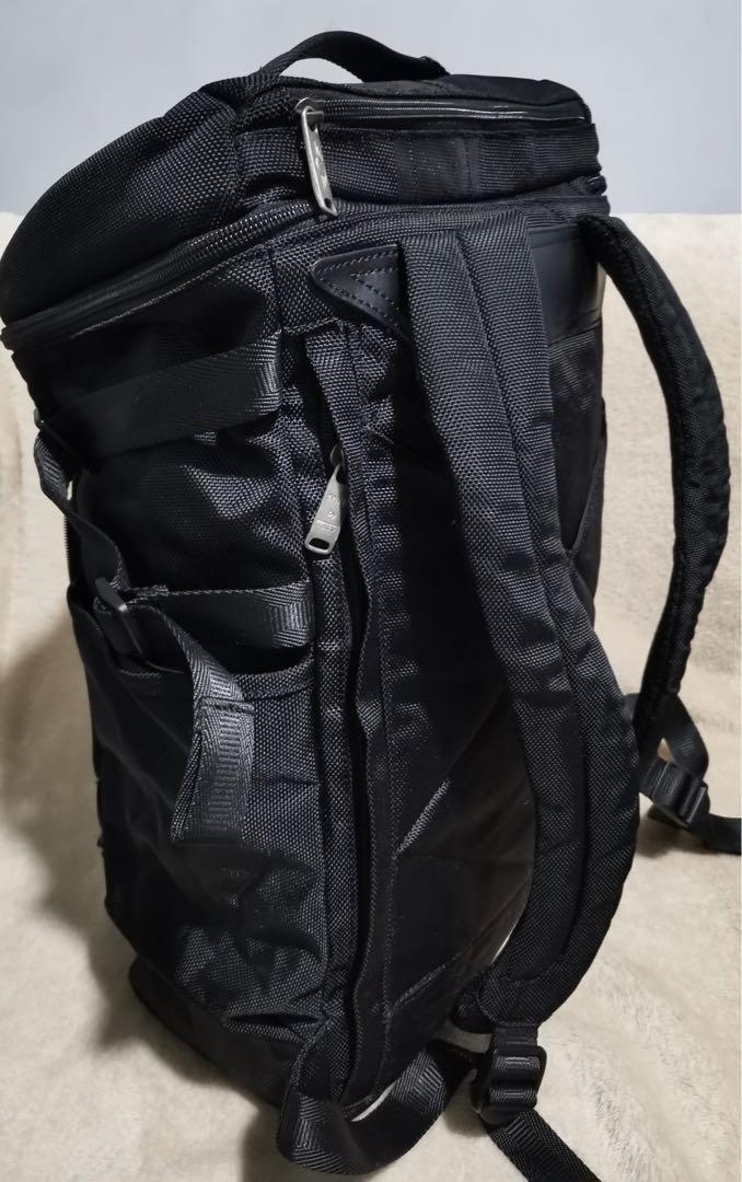 TUMI x MiniCooper Backpack, Men's Fashion, Bags, Backpacks on Carousell