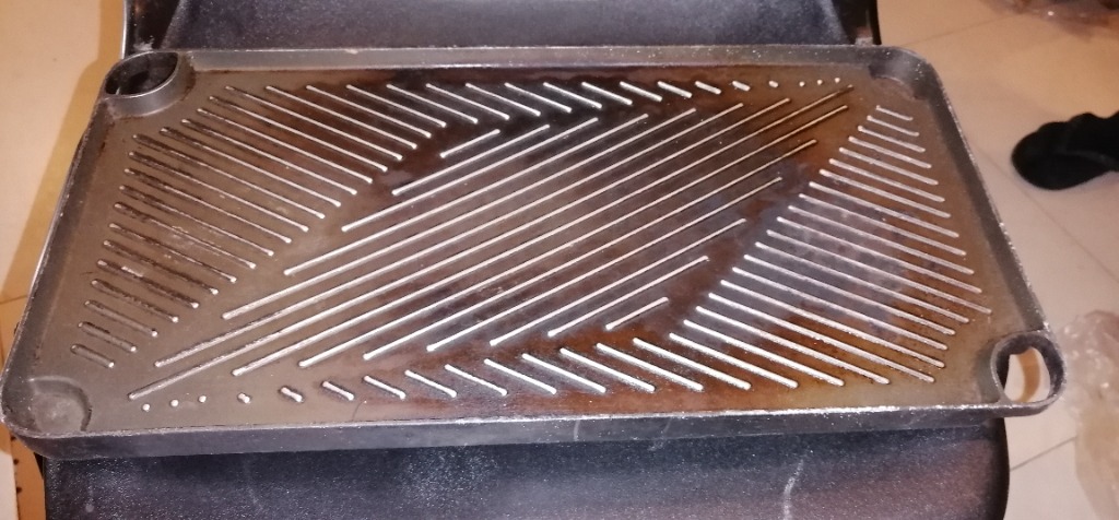 Hob Stove top griller / griddle, Furniture & Home Living, Kitchenware ...