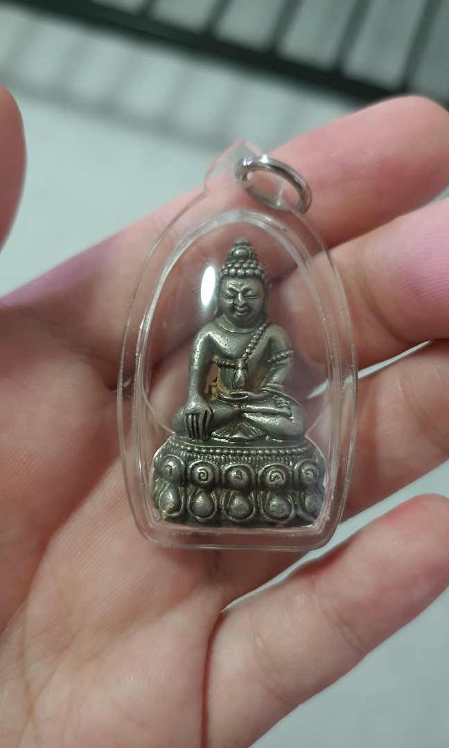 Lp koon - Wat Ban Rai 2536 Pure Silver Phra kring amulet 龙婆坤药师佛牌 ...