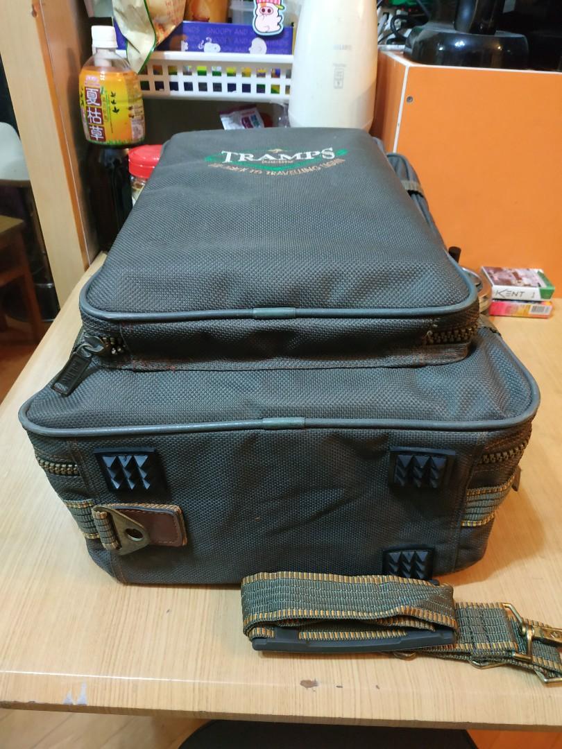 Vintage PAKLITE TRAMPS Backpack Luggage, 興趣及遊戲, 收藏品及紀念品, 古董收藏 - Carousell