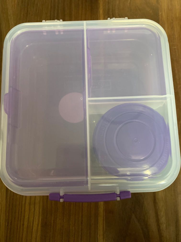 Sistema Bento Cube lunch box 便當盒 飯盒 食物盒, 傢俬＆家居, 廚具和餐具, 食物整理及儲存 - Carousell